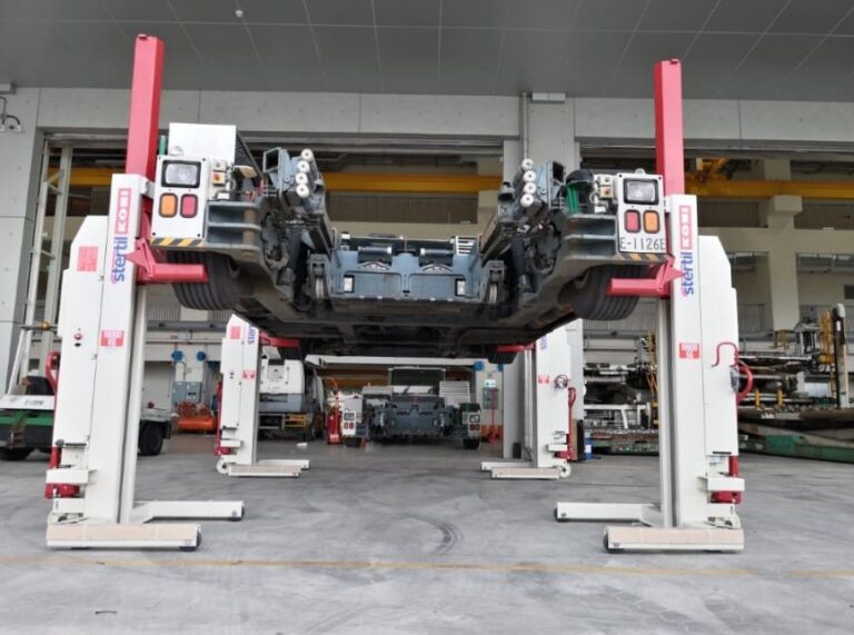 Common Myths and Misconceptions About Mobile Column Lifts